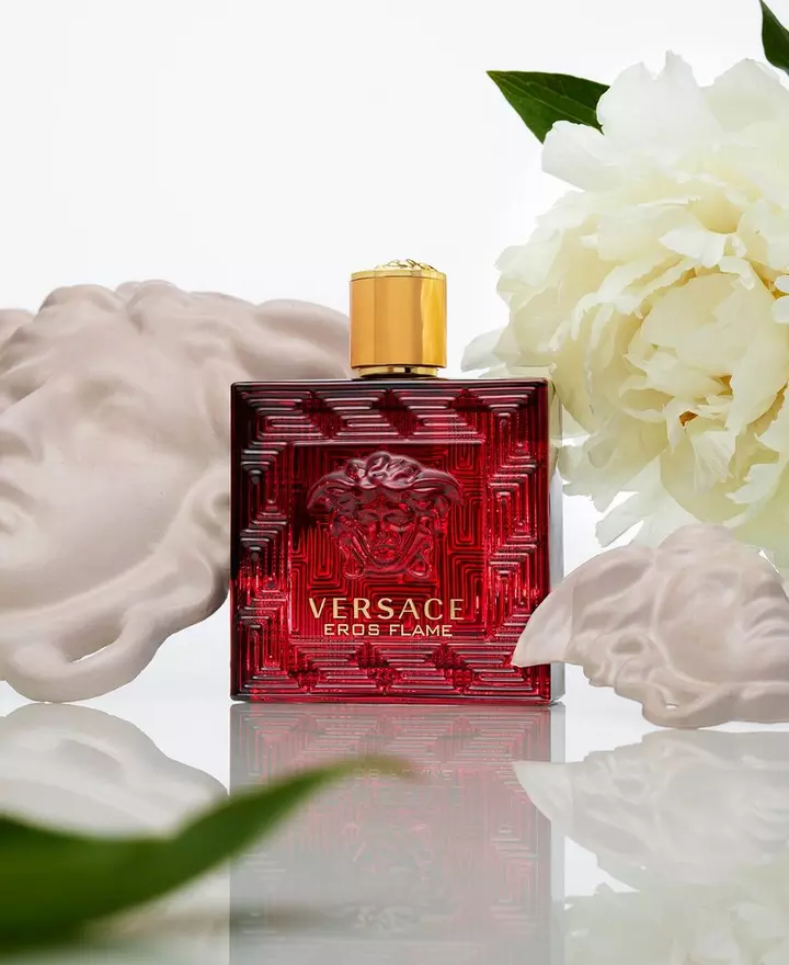 Versace Eros Flame Review 2025 - What Does It Smell Like?